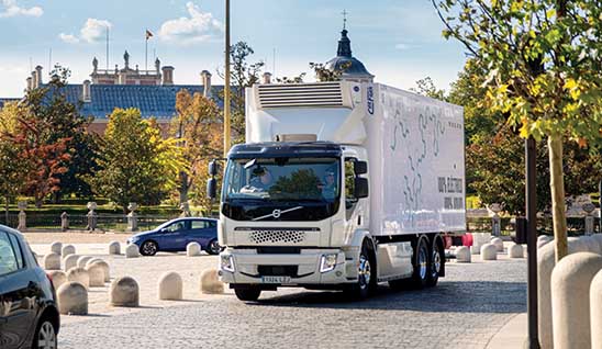 Contacto camión Volvo FE Electric 6x2: Dos máquinas eléctricas y dos ...