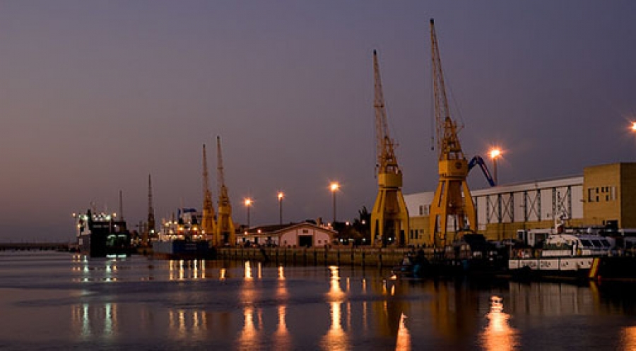 El Puerto de Huelva cuenta con un nuevo tráfico de contenedores hacia ...