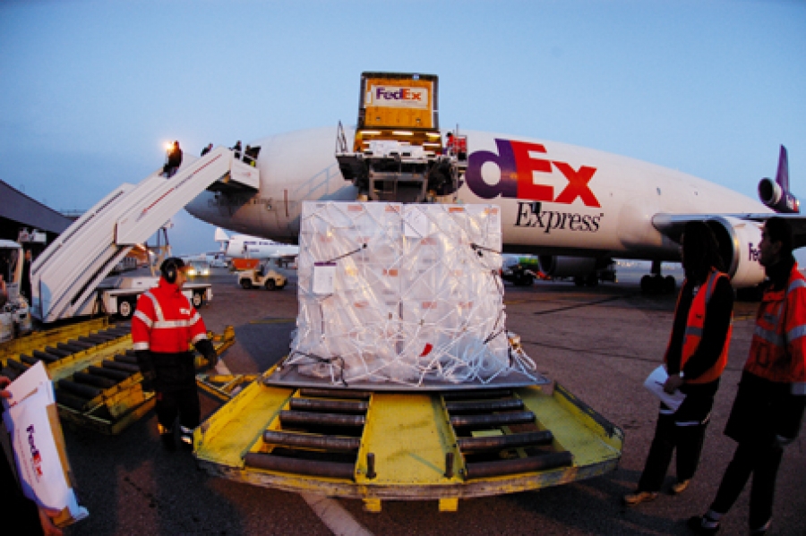 FedEx Express incrementa su conectividad - Transporte Profesional