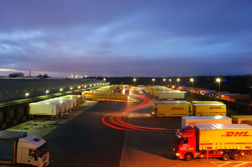 DHL lanza una nueva línea de transporte terrestre con Alemania ...